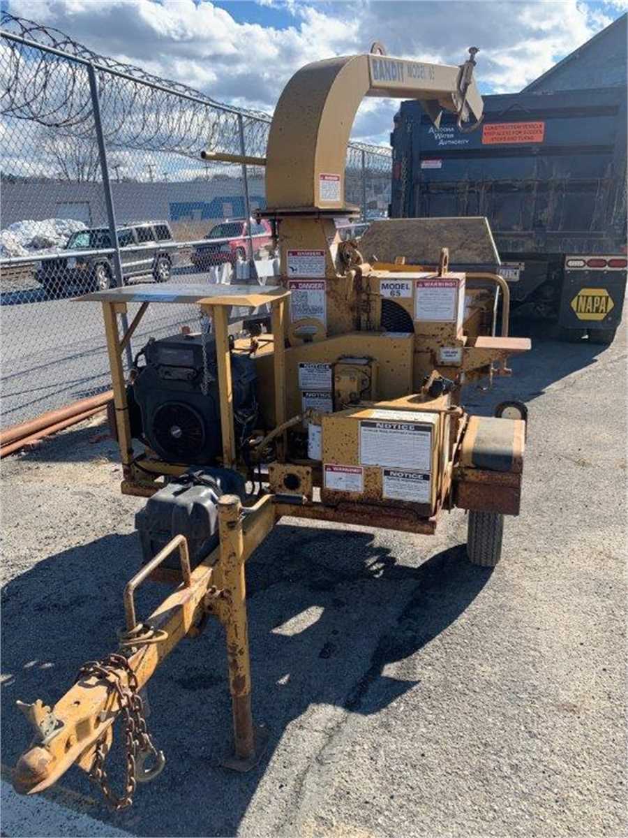 1999 Bandit model# 65 Brush Chipper Online Government Auctions of ...