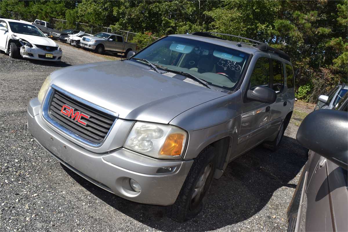 2005 GMC Envoy XL 4WD 6 Cylinders S 4.2L MFI DOHC 256 CID Online Government Auctions of ...