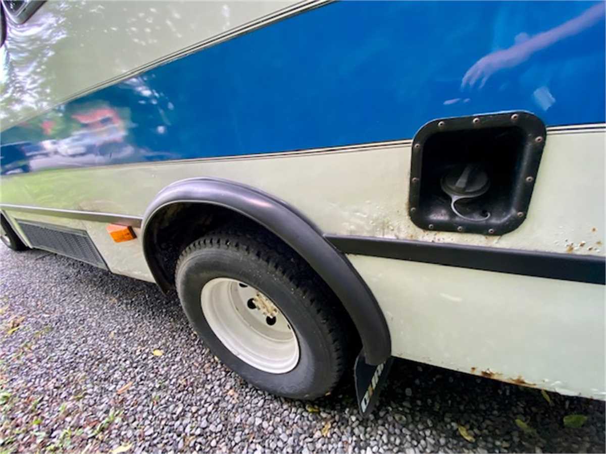 2004 FORD OMNI-BUS, 2WD, 14 PASSENGER + DRIVER Online Government ...