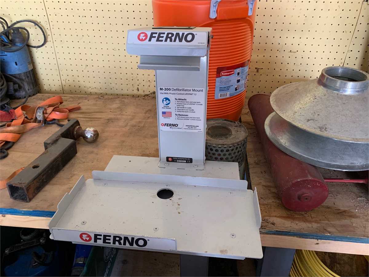 Ferno M 200 Defibrillator mount for LP 12 Online Government Auctions of ...