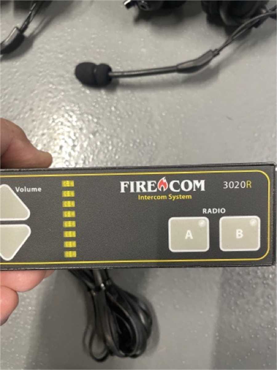 FireCom Wireless Headset System Online Government Auctions of ...