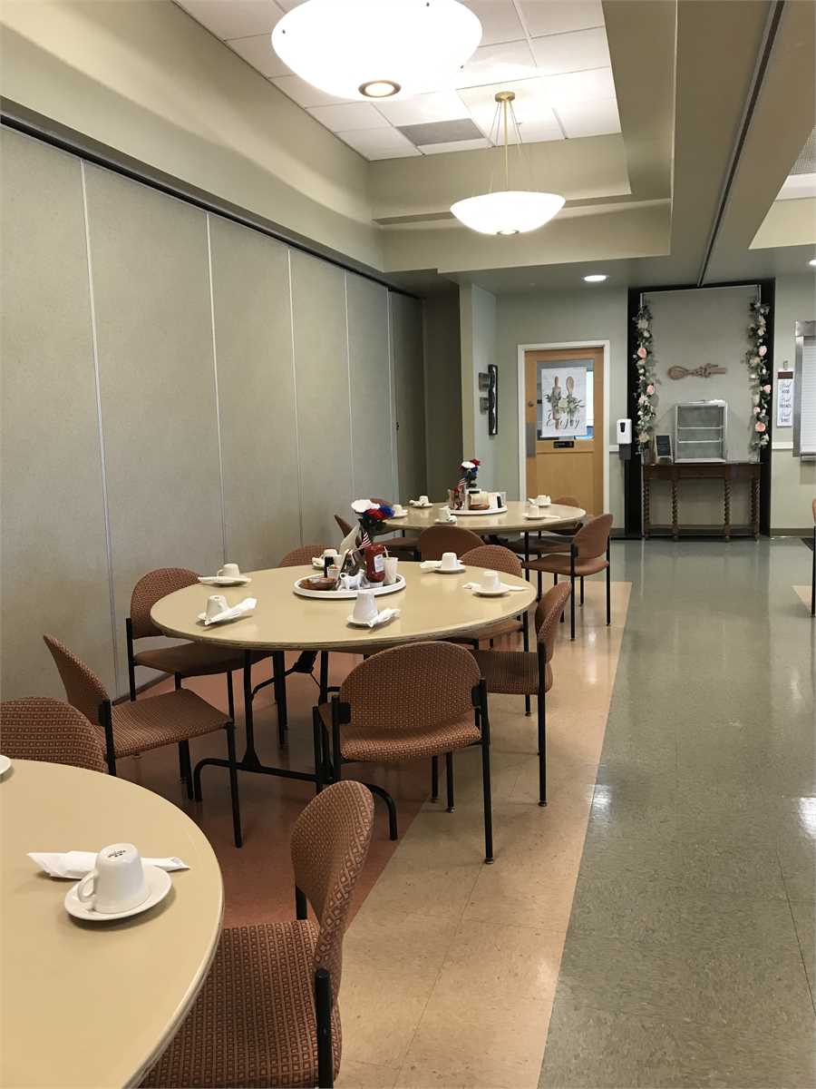 Mity-Lite 60" Round Tables Online Government Auctions of Government ...