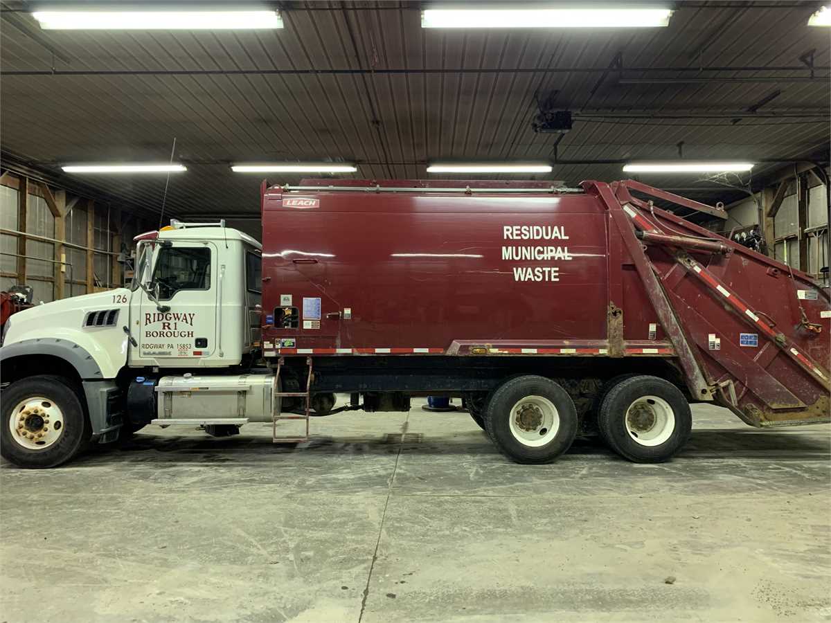 2013 Mack Leach Body Packer Sanitation Truck Online Government Auctions ...