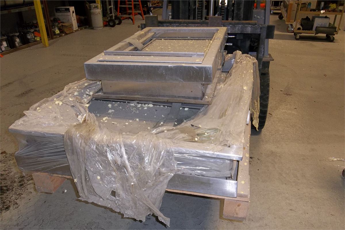 Bullet resistant glass teller windows Online Government Auctions of ...