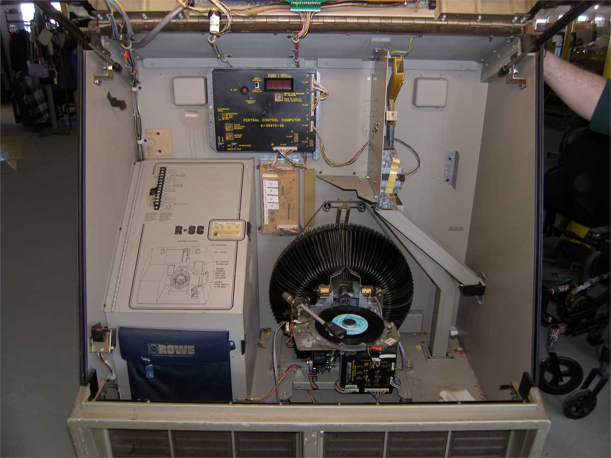 AMI/Rowe R86 45RPM Jukebox, Circa 1982 Online Government Auctions of ...