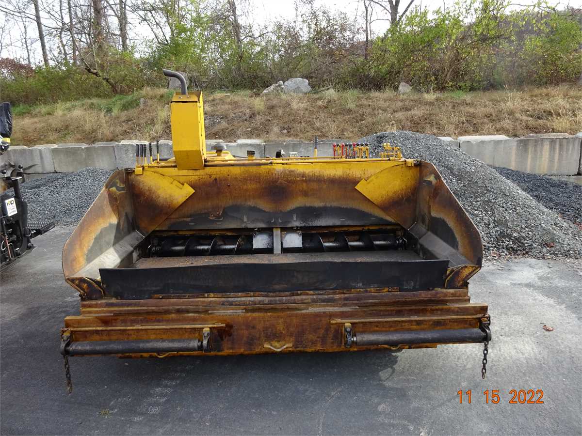 2009 Gehl 1448 Plus Paver Online Government Auctions of Government ...