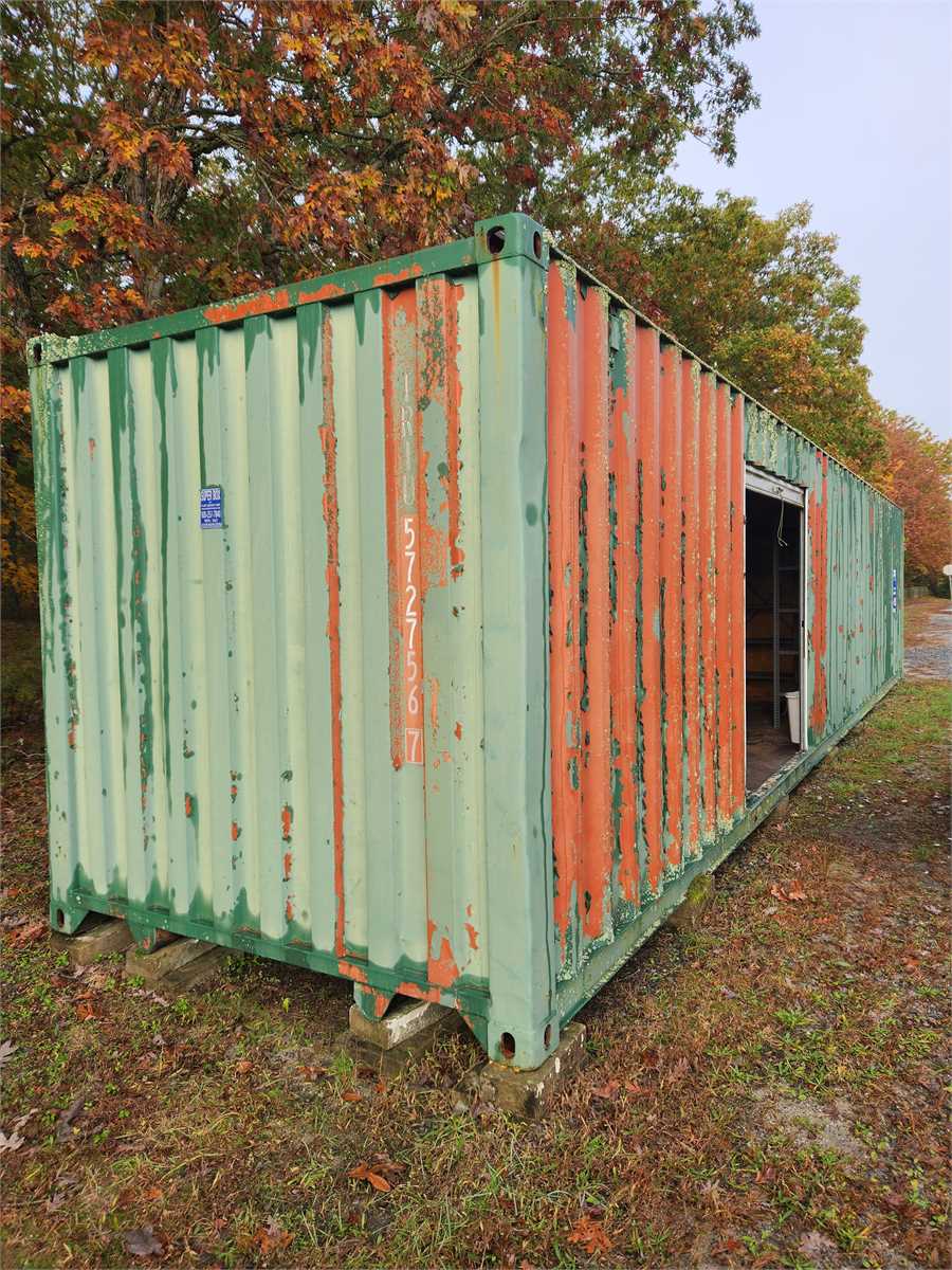 8x40 Storage container with overhead doors Online Government Auctions ...