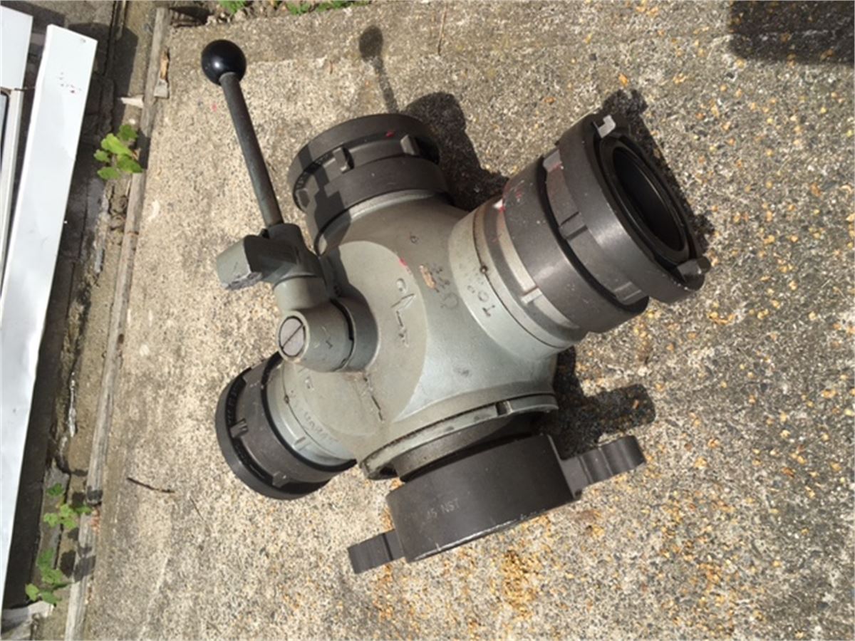 Hydrant Assist Valve Online Government Auctions of Government Surplus ...