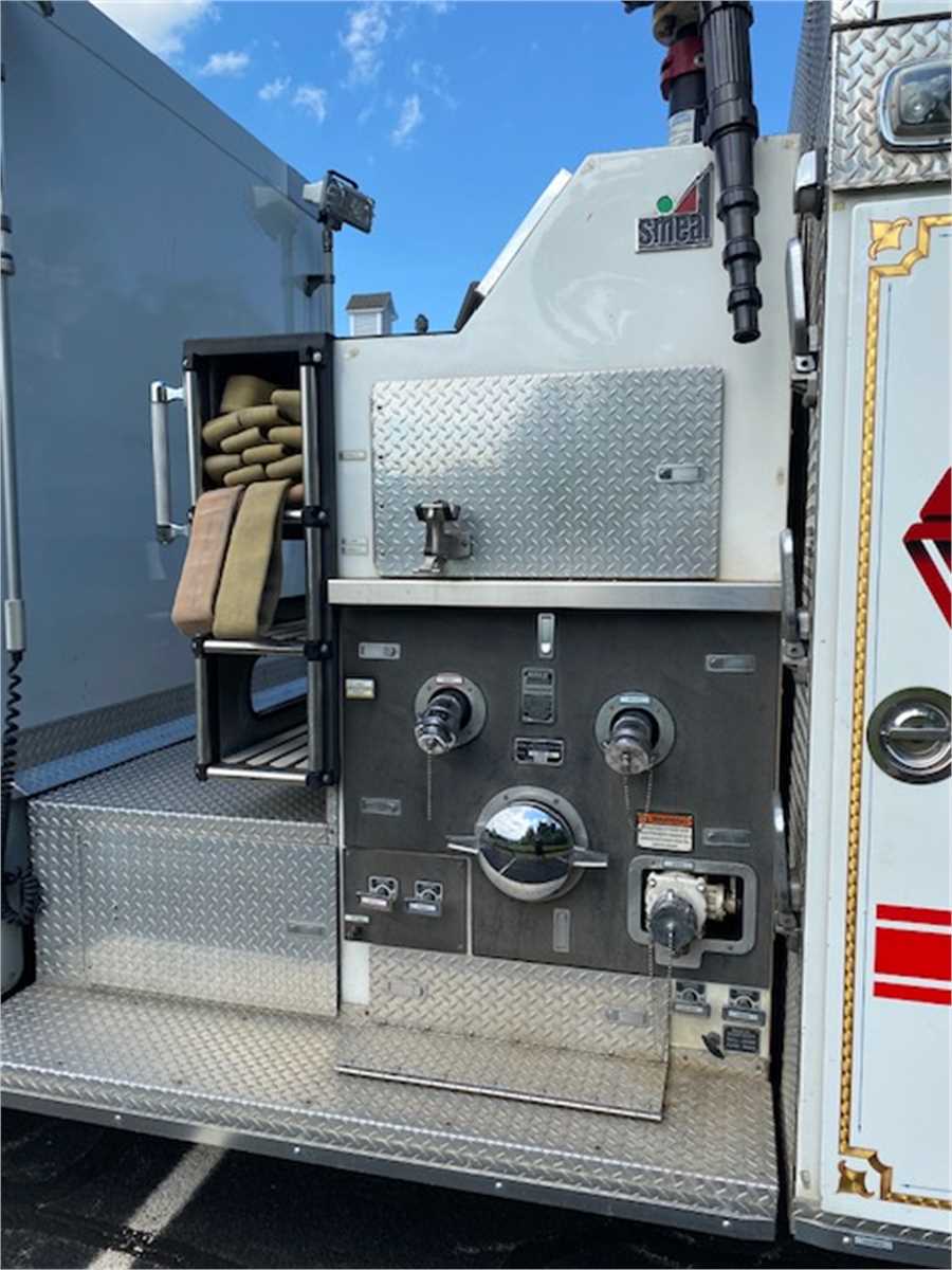 2002 SPARTAN - Rescue Engine Online Government Auctions of Government ...