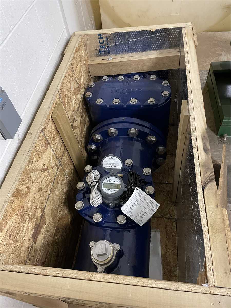 10” Sensus Omni T2 Water meter with strainer Online Government Auctions ...