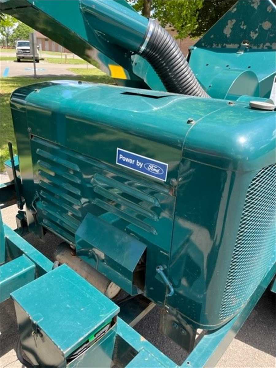 1988 Asplundh Whisper Chipper Online Government Auctions of Government ...