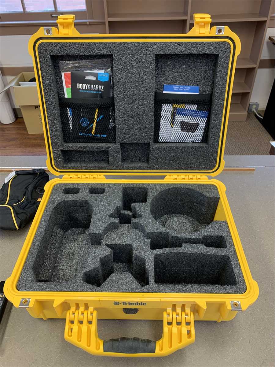 Trimble Geo7x with Trimble Zephyr Model 3 Antenna, hardshell case ...