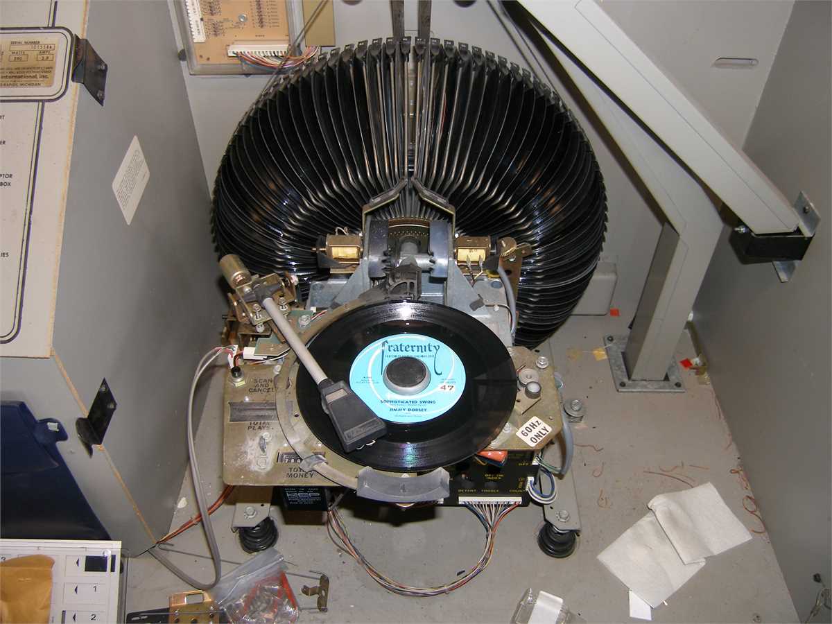 AMI/Rowe R86 45RPM Jukebox, Circa 1982 Online Government Auctions of ...