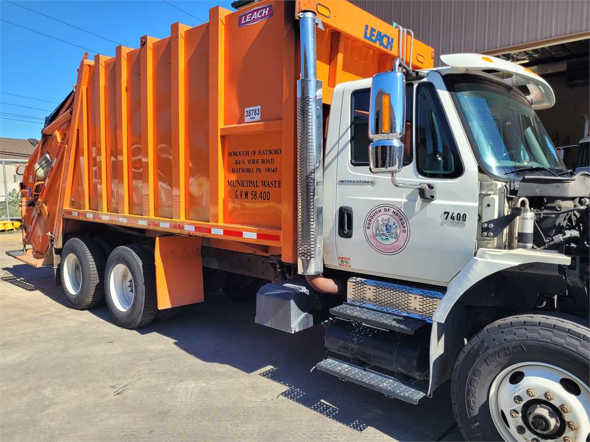 2006 International 7400 DT570 W/ 25 yard Leach packer body Online ...