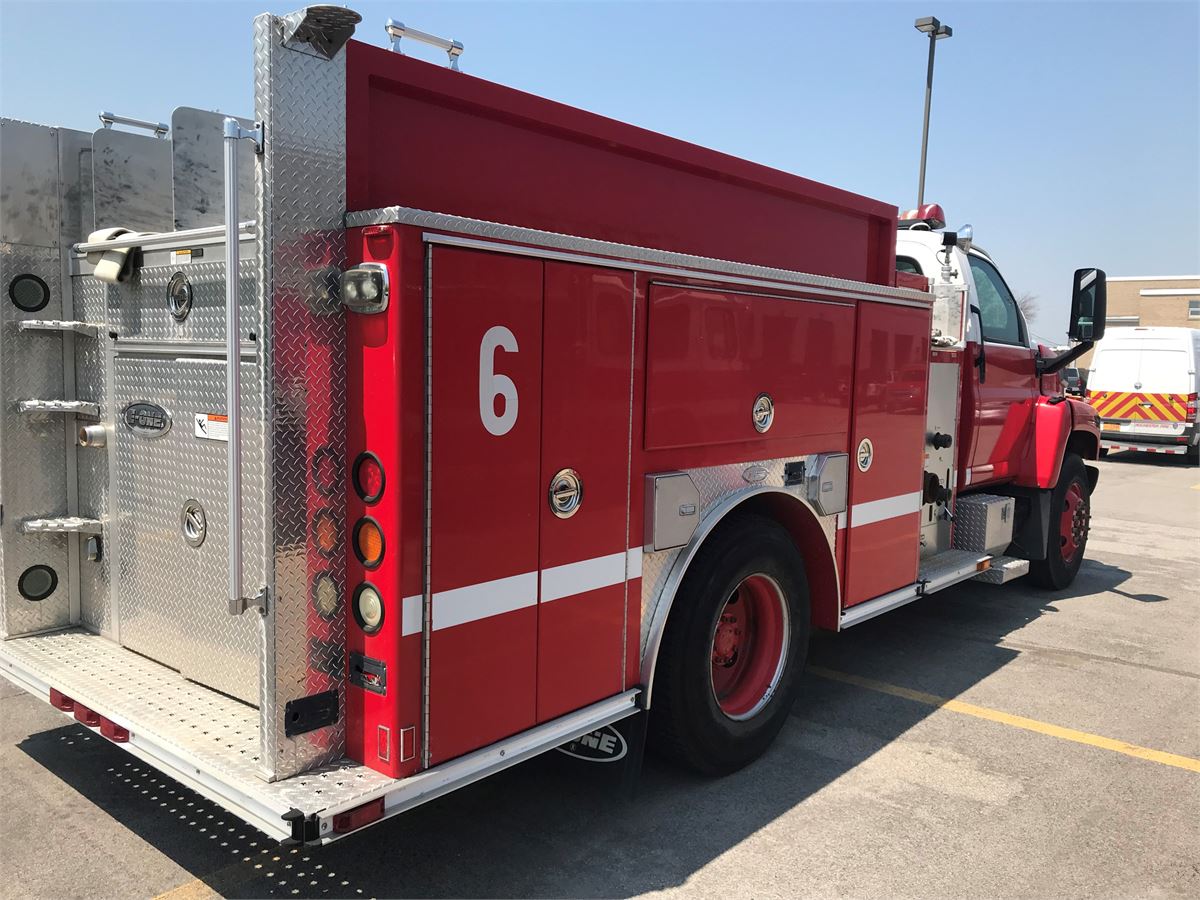 2005 E-One Rescue Pumper 400 Online Government Auctions of Government ...