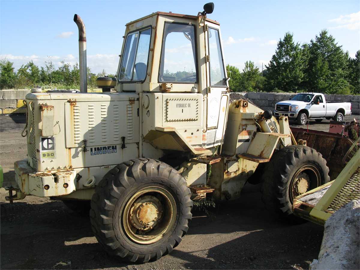 1978 CATERPILLAR 930 FRONT END LOADER Online Government Auctions of ...