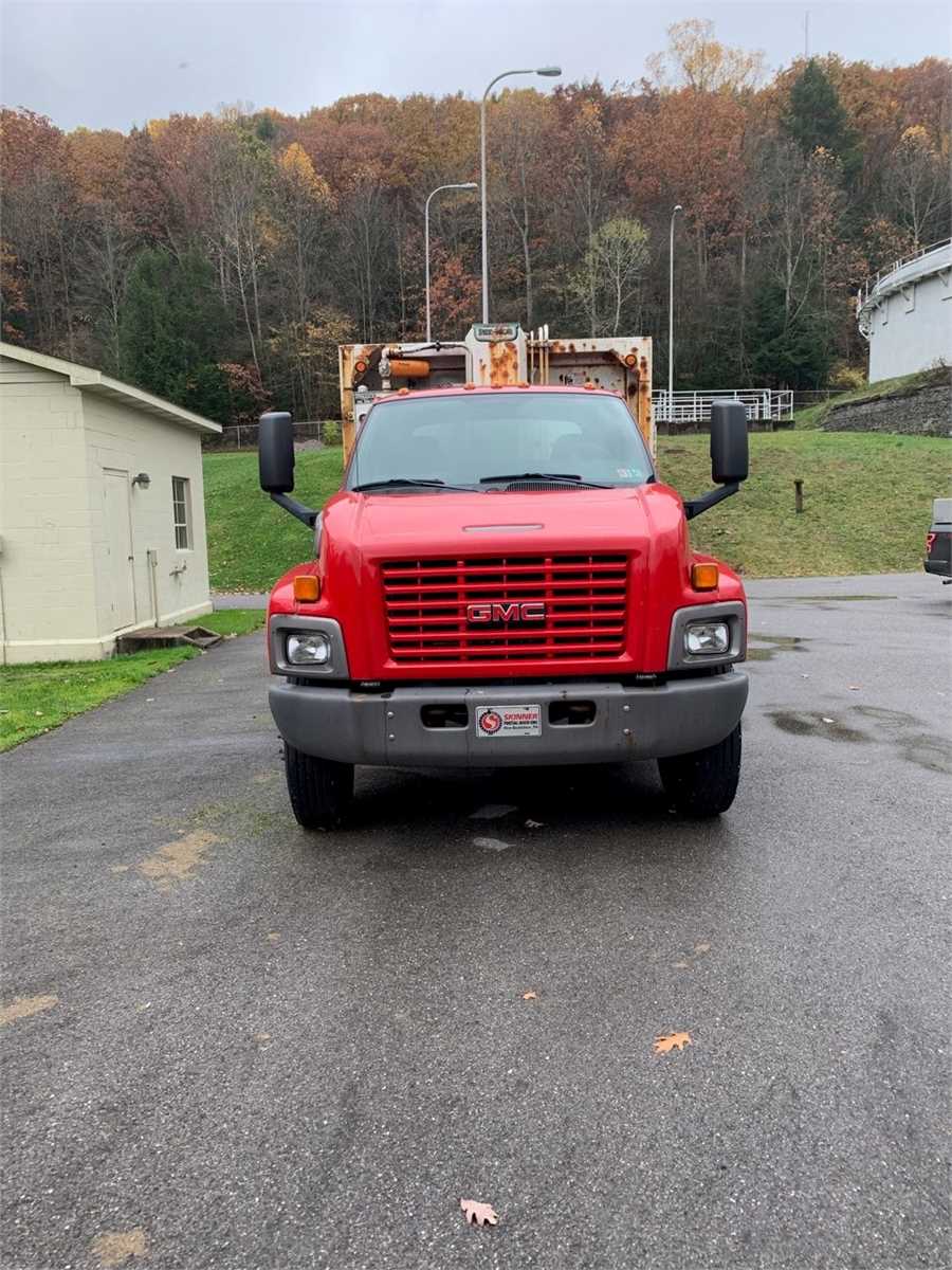 2009 GMC Garbage Truck Online Government Auctions of Government Surplus ...