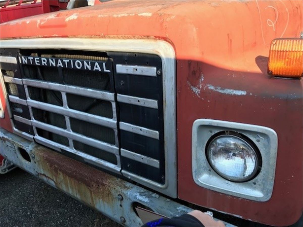 1983 International Dump Truck Online Government Auctions of Government ...