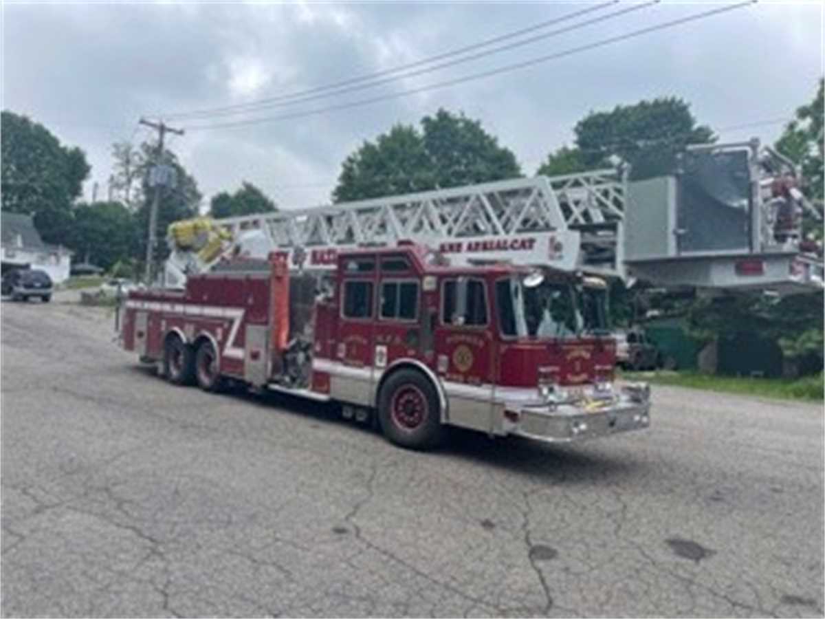 1995 KME Renegade Ladder Tower. 102' Ladder Tower Online Government ...