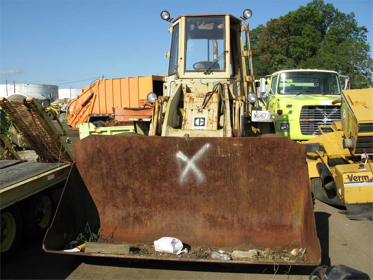 1978 CATERPILLAR 930 FRONT END LOADER Online Government Auctions of ...
