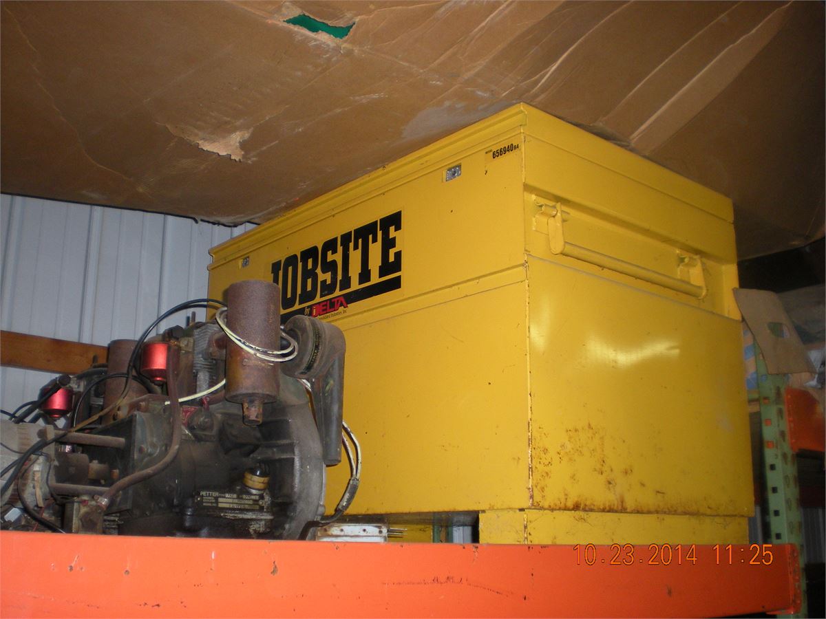 Delta Locking Jobsite Box Online Government Auctions of Government ...