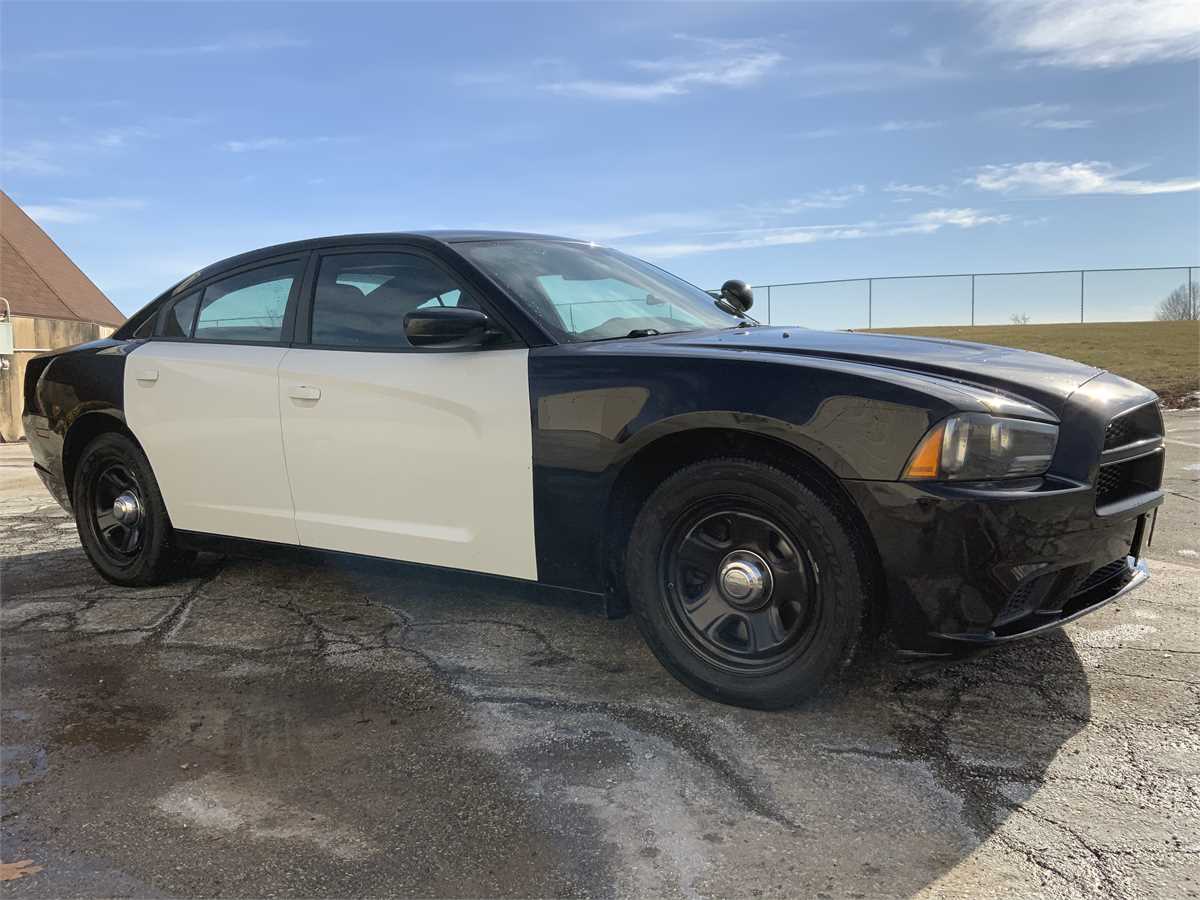 2014 Dodge Charger retired police car Online Government Auctions of ...