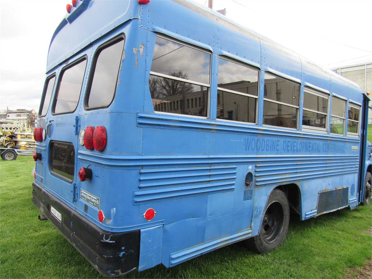 1994 Chevy G30 bus - DSS2687 Online Government Auctions of Government ...