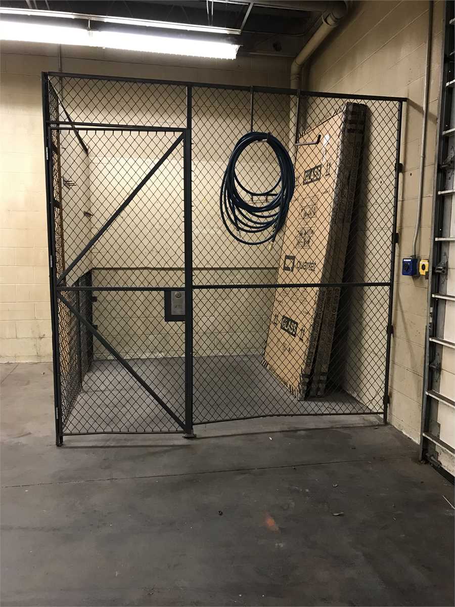 Locking Chain Link Cage Online Government Auctions of Government ...