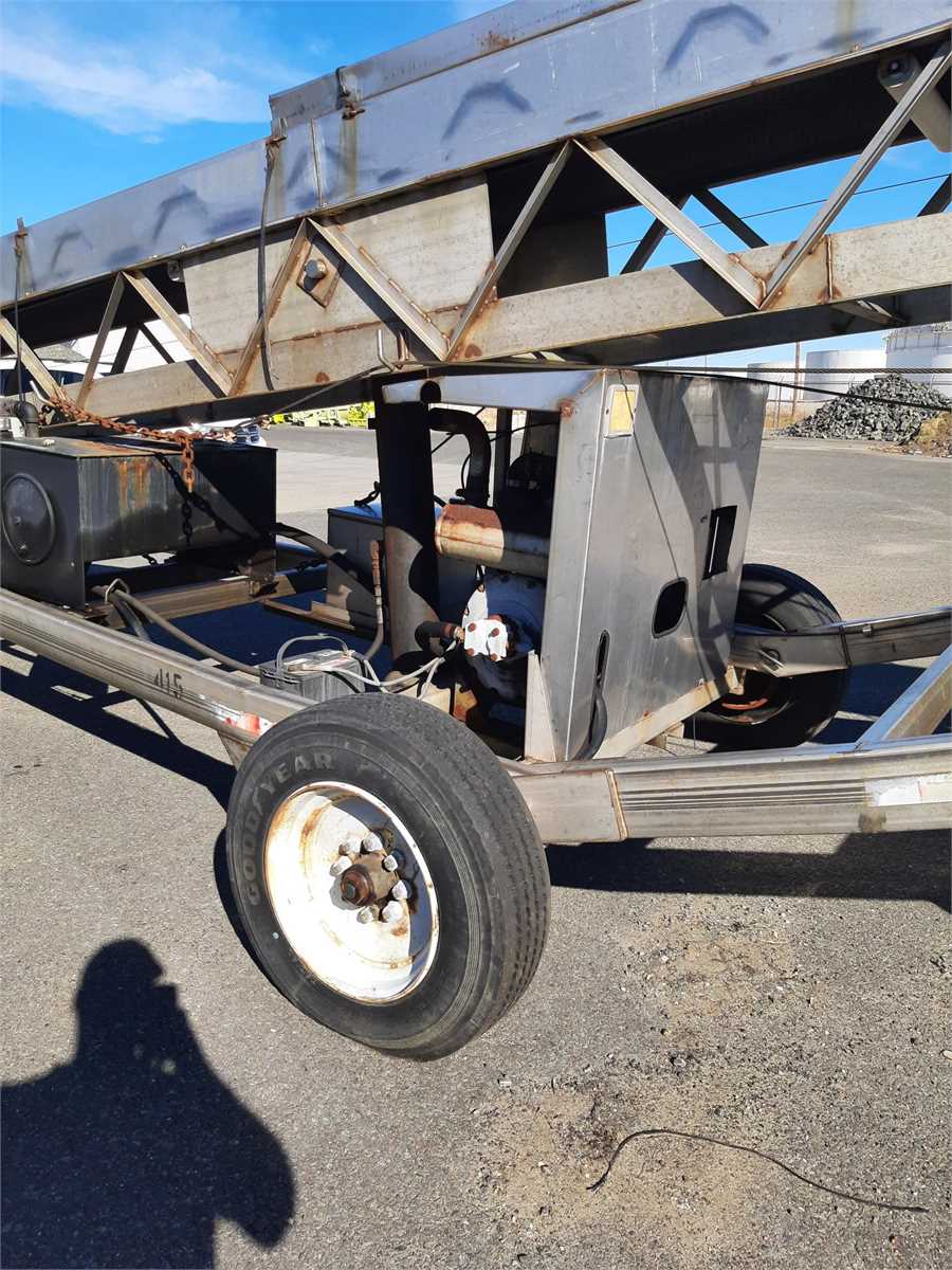 Tow behind Conveyor & Hopper - DSS2898 Online Government Auctions of ...