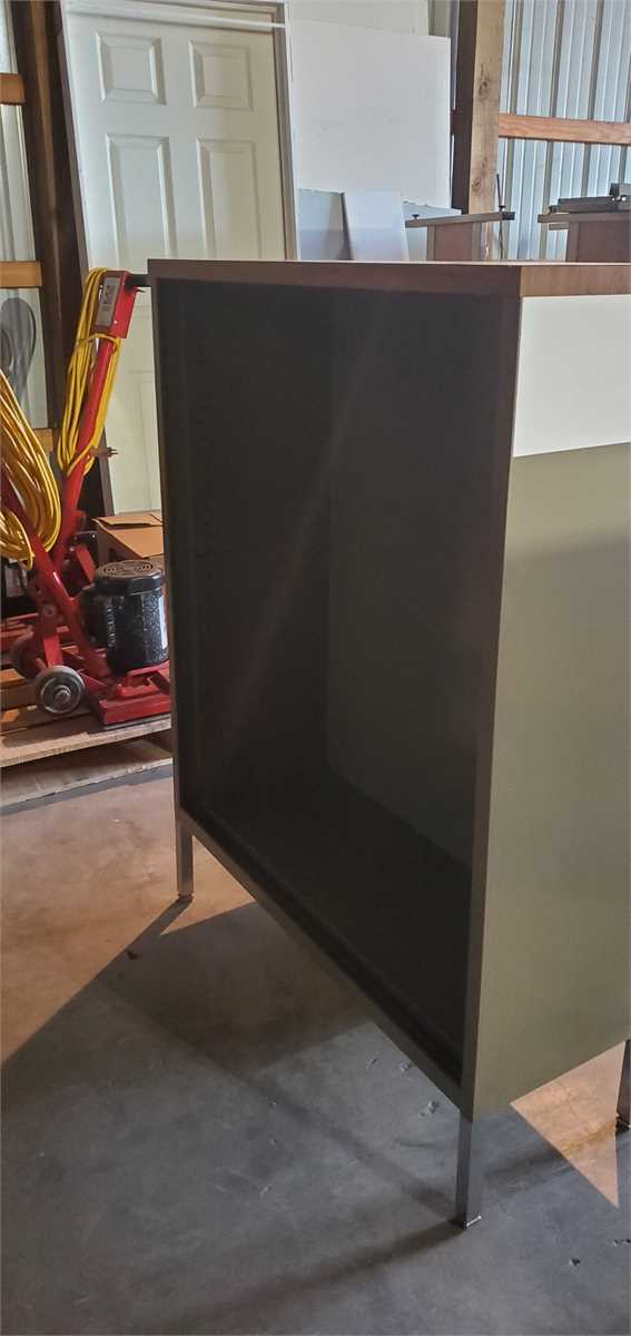 Open Face Cabinet w/ Shelves Online Government Auctions of Government ...