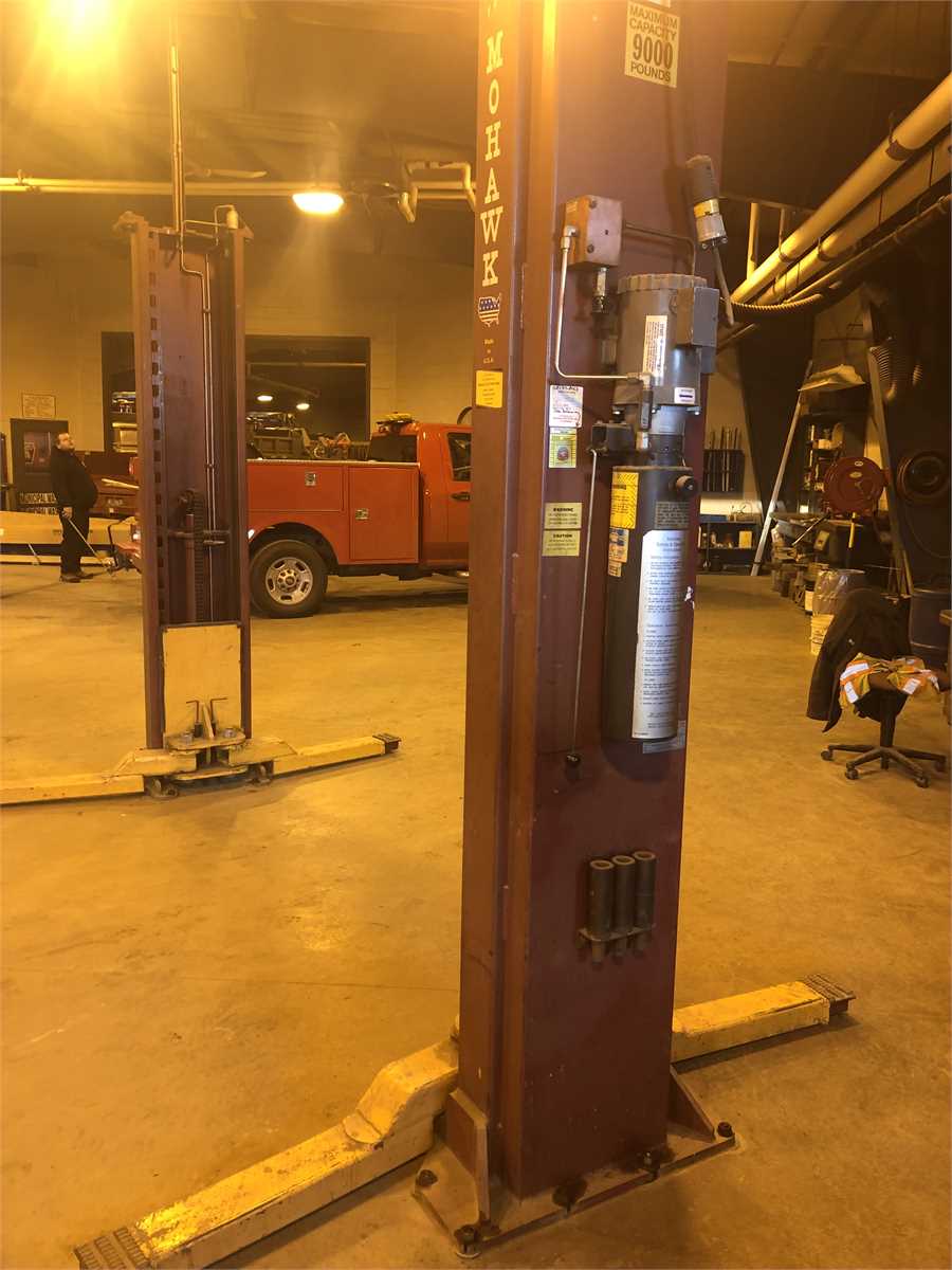 Mohawk Vehicle Lift Online Government Auctions of Government Surplus ...