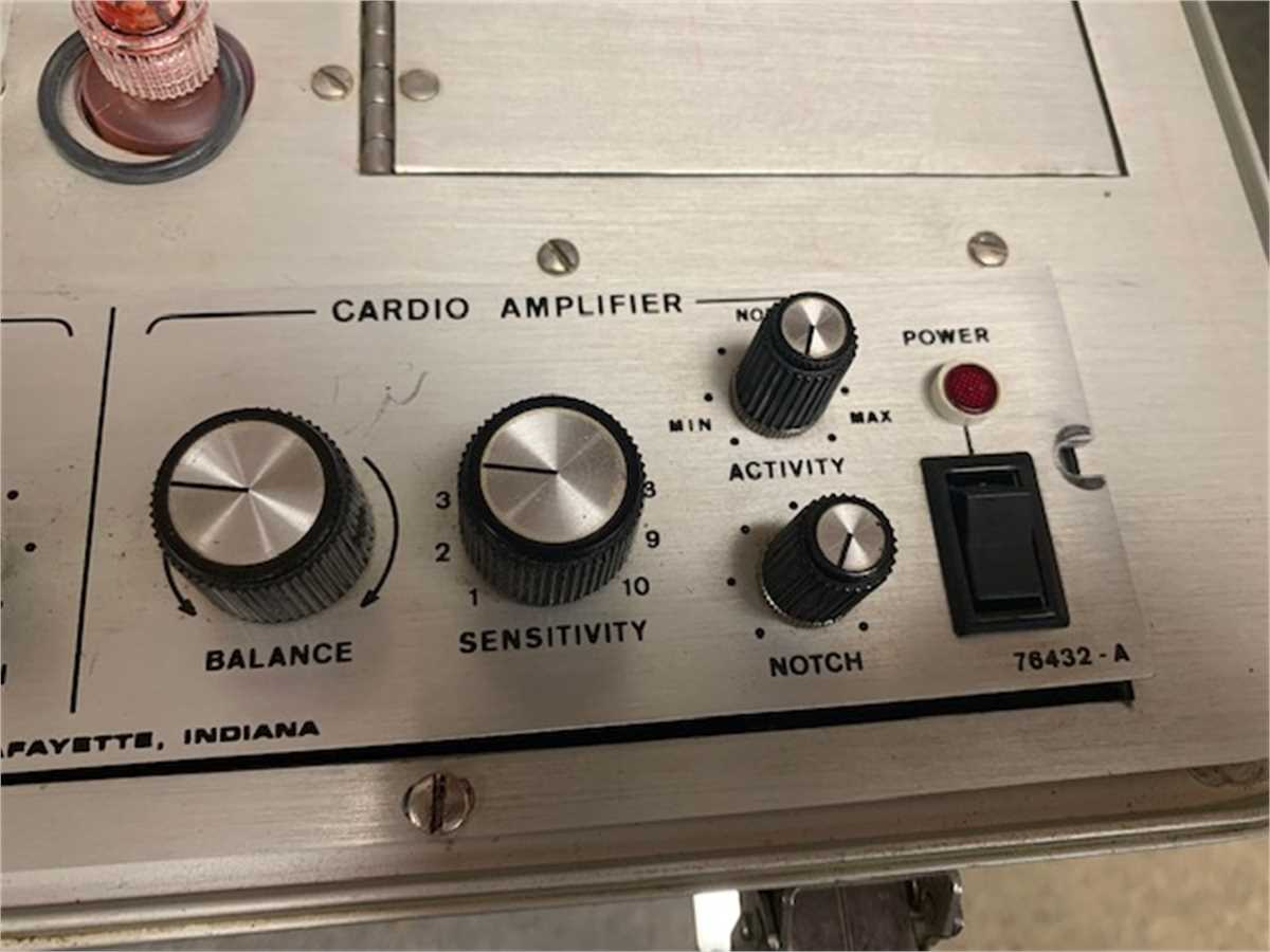 POLYGRAPH VINTAGE 1972 BY LAFAYETTE INSTRUMENT CO. MODEL 76056A Online ...