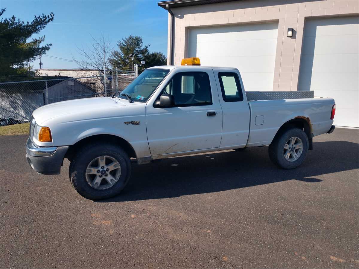 2004 Ford Ranger Extended Cab 4X4 Online Government Auctions of ...