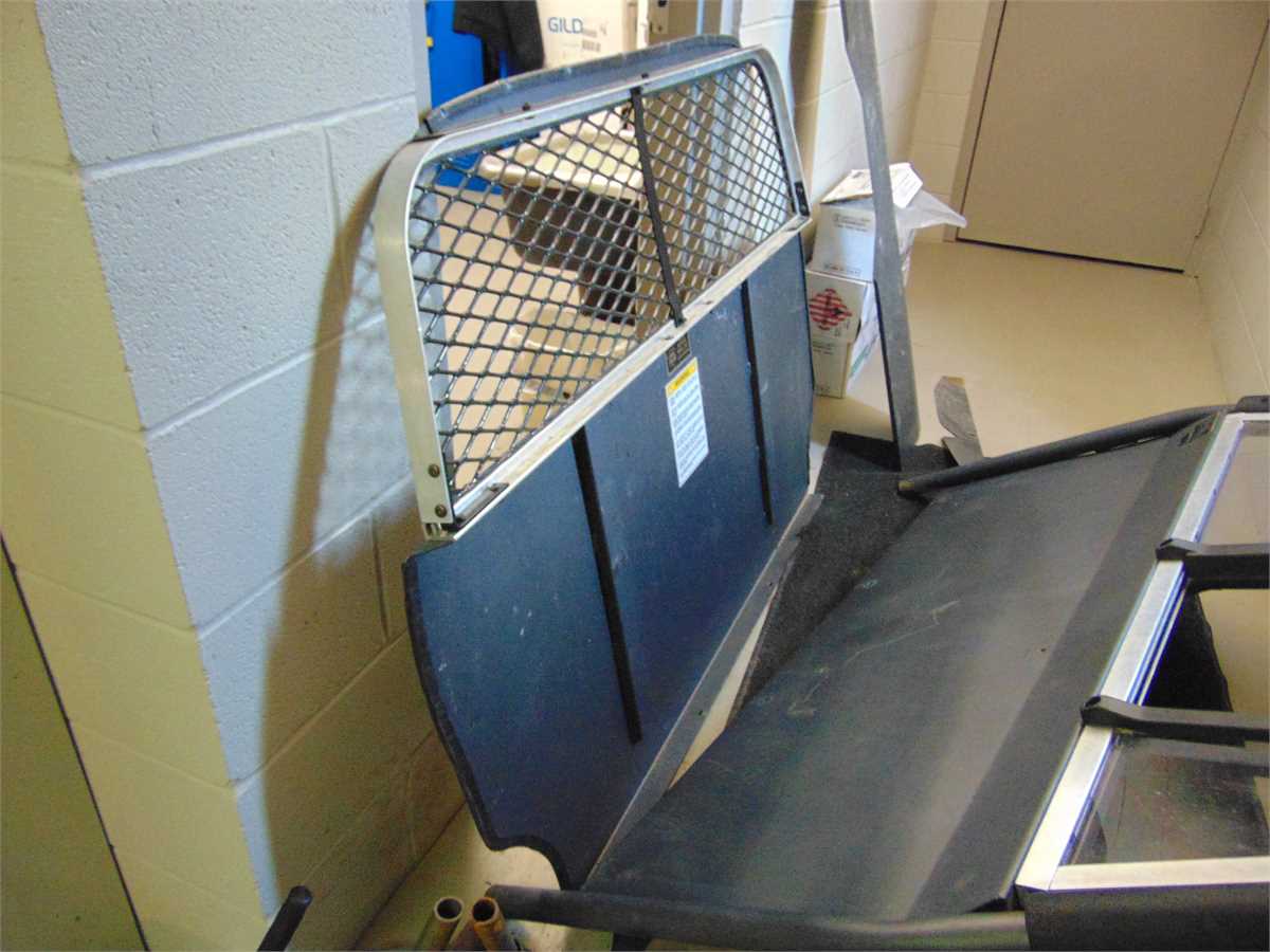 2009 Chevrolet Prisoner Partition Online Government Auctions of ...